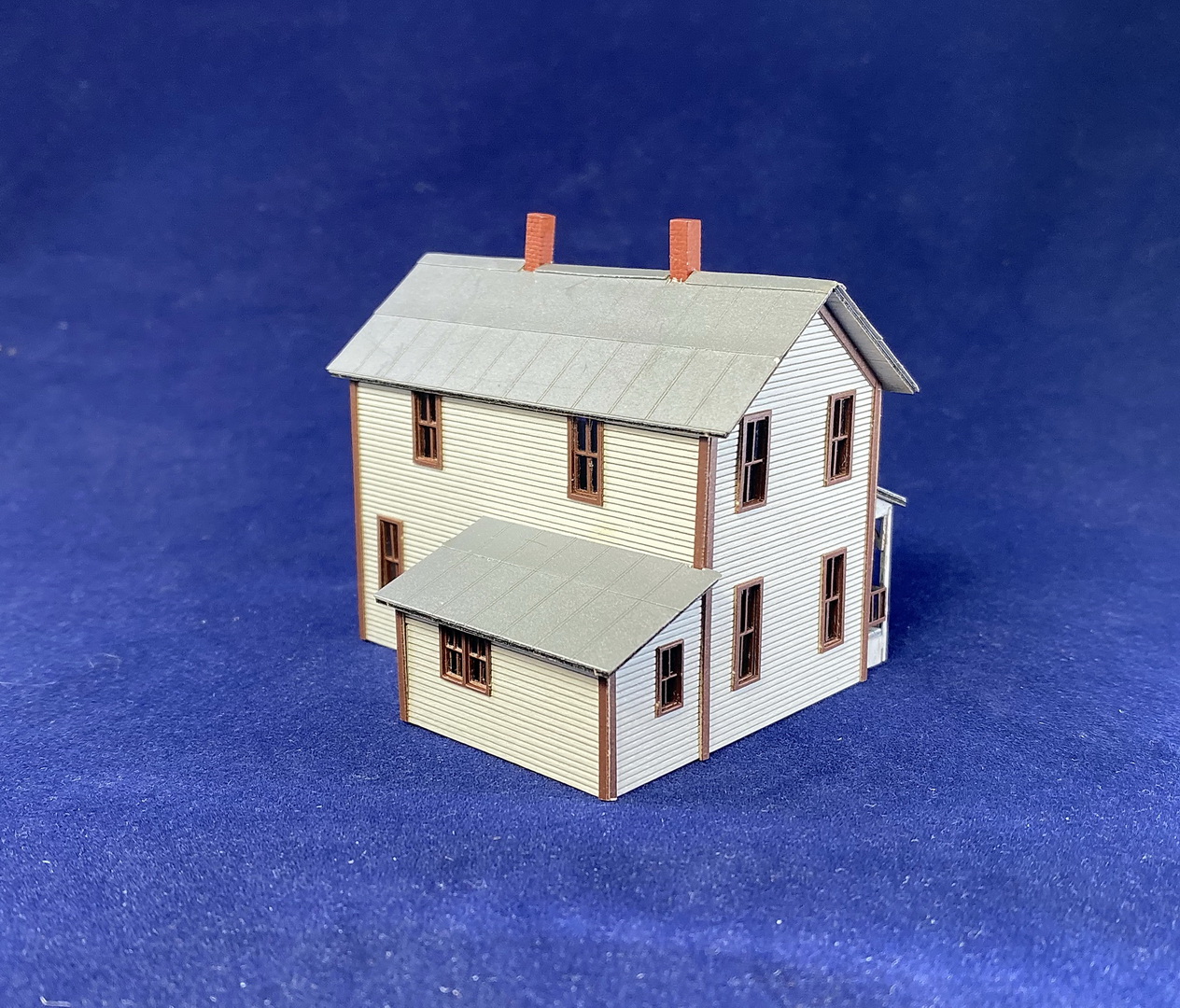 #5640 Two Story Farmhouse – N scale – Berkshire Valley Models